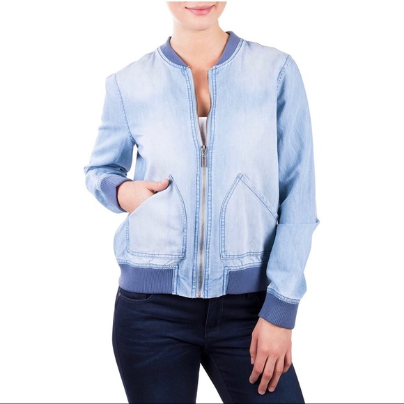 Max Jeans | Jackets & Coats | Max Jeans Baseball Bomber Jacket Size S ...